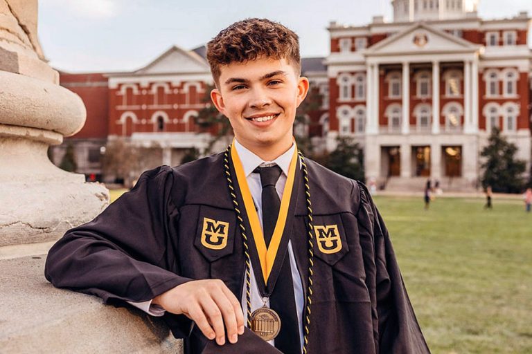 Social work student to speak at winter commencement